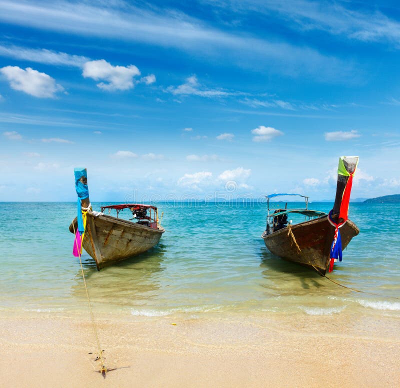 Barcos En La Playa Del Paraíso, Tailandia Foto de archivo - Imagen de ...