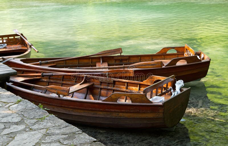 Remos De Madeira Para Barcos A Remos Imagem de Stock - Imagem de lâmina ...