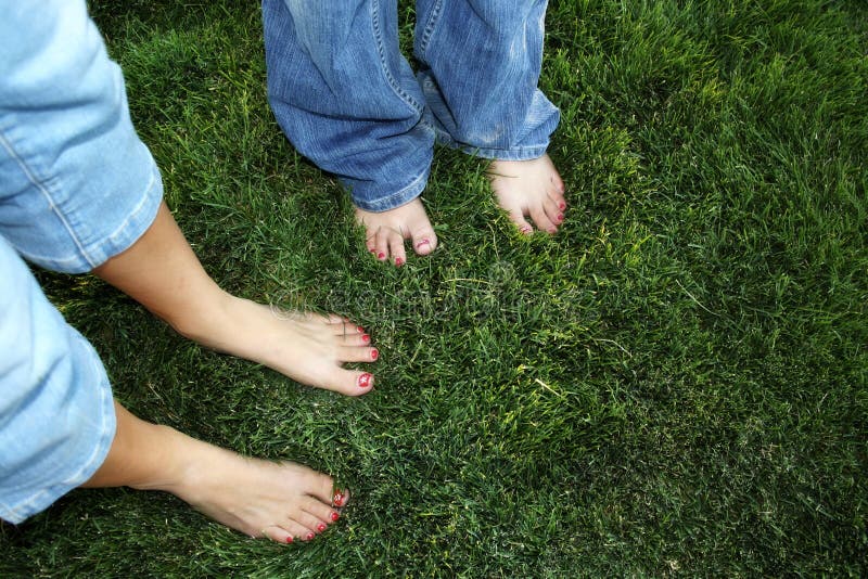 Bare toes on grass stock photo. Image of grassy, outdoors - 2960544