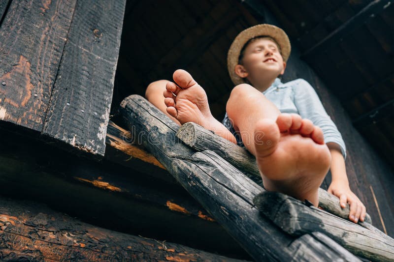 24,183 Barefoot Boy Stock Photos - Free & Royalty-Free Stock Photos ...