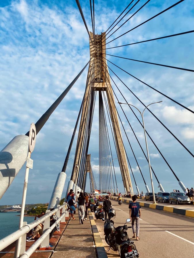 BARELANG BRIDGE editorial photography. Image of emphasizing - 328475382