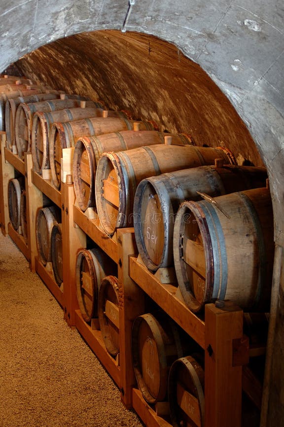 Barilotti fotografia stock. Immagine di cantina, vecchio - 6337052