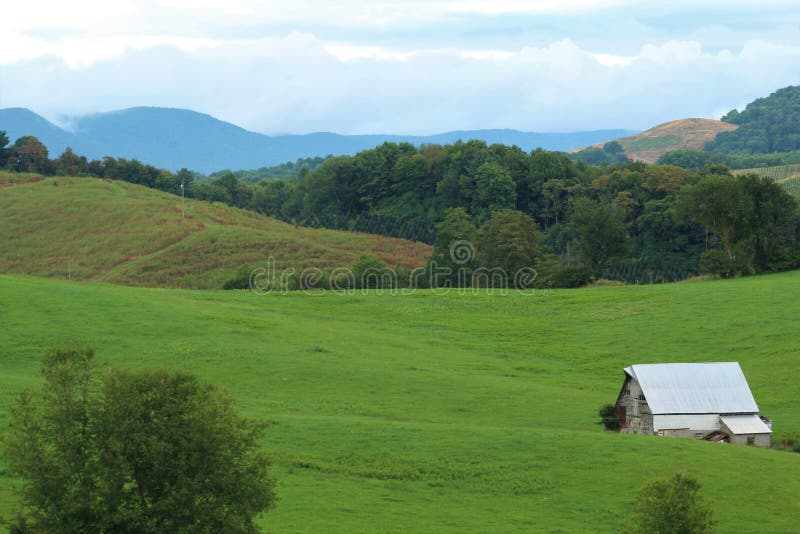 Barn in an Appalachian Mountain Field Stock Photo - Image of view ...