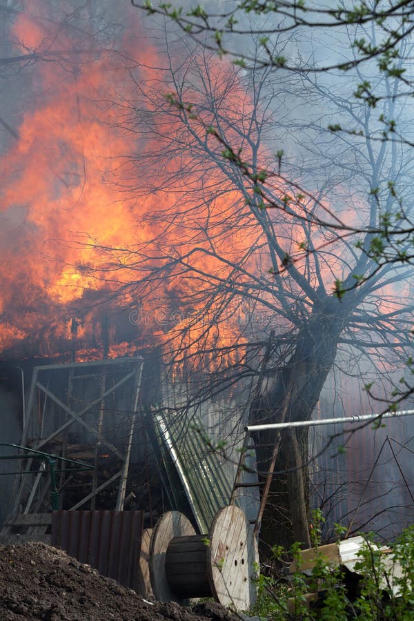 524 Burning Barn Fire Stock Photos - Free & Royalty-Free Stock Photos ...
