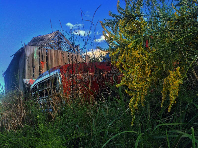 Barn on the hill stock photo. Image of falling, countrylife - 77112836