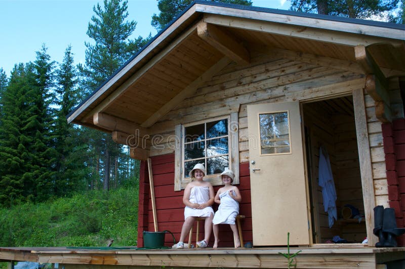 Bastu i skog arkivfoto. Bild av bekvämt, alternativ, bastu - 37561816