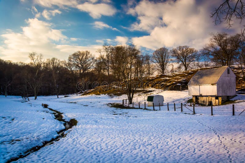 Barn and Snow-covered Field in Rural Baltimore County, Maryland. Stock ...