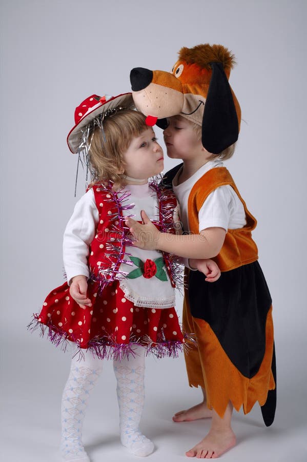 Rolig bastu tre för barn arkivfoto. Bild av - 76560082