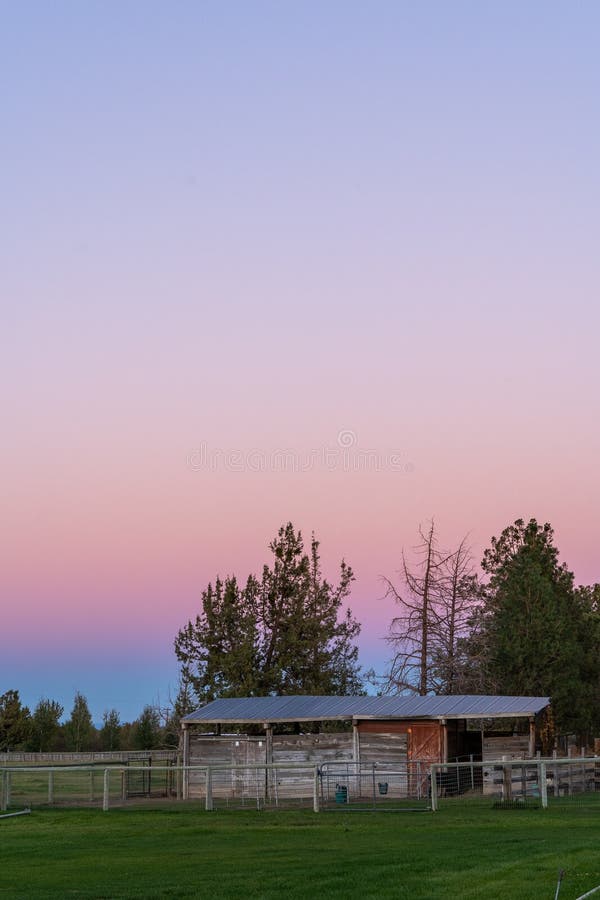 A Barn at Sunset in Oregon stock photo. Image of golden - 199282646
