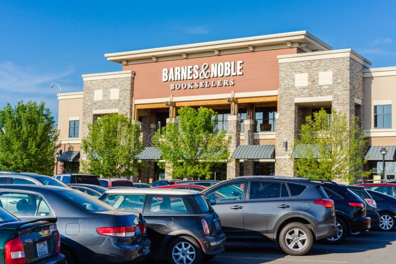 Barnes E Entrada Nobre Da Loja Fotografia Editorial - Imagem de unido ...