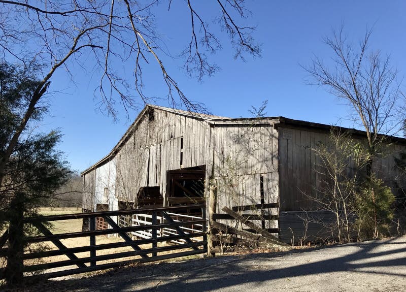 Barnyard stock image. Image of farm, barnyard, hillbilly - 90685763