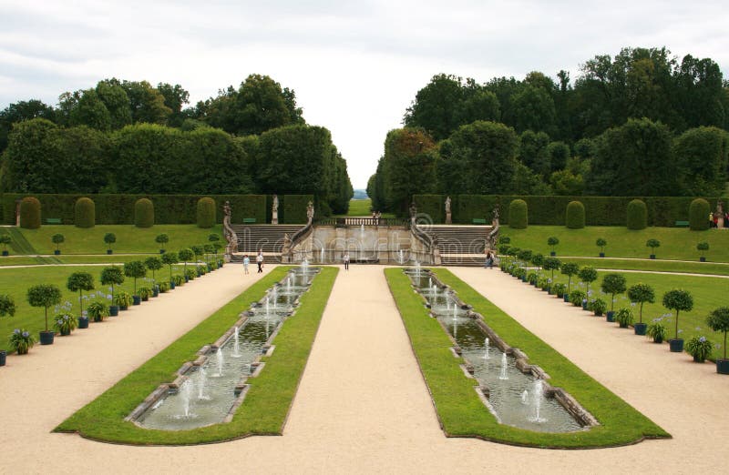 Barokke Tuin stock foto. Image of album, klassiek, paleis - 6034404