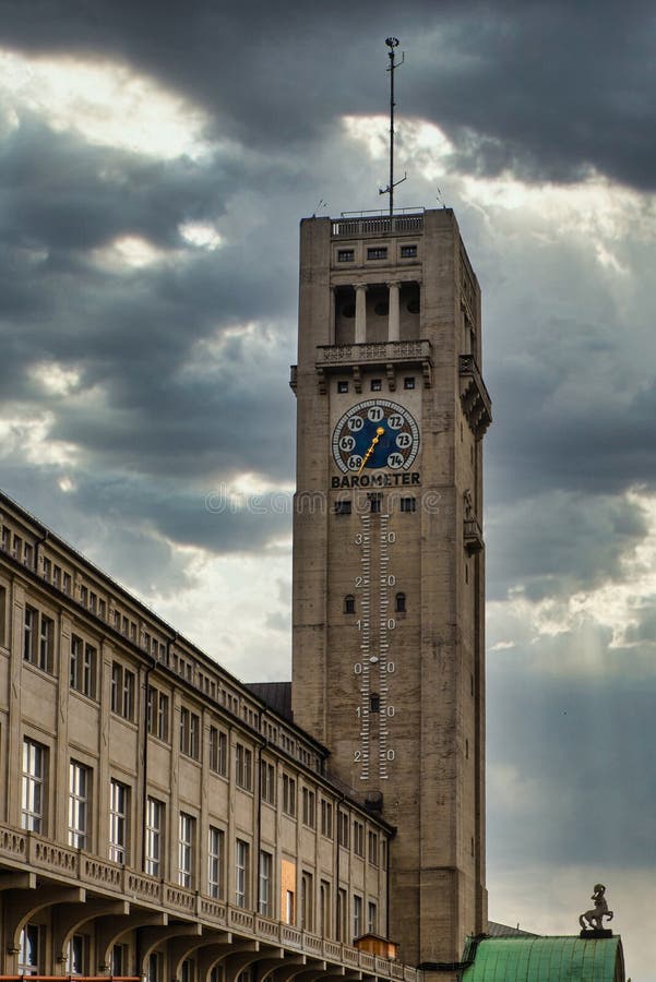Barometer, Thermometer and Baragraph Outside Winchester Guildhall ...