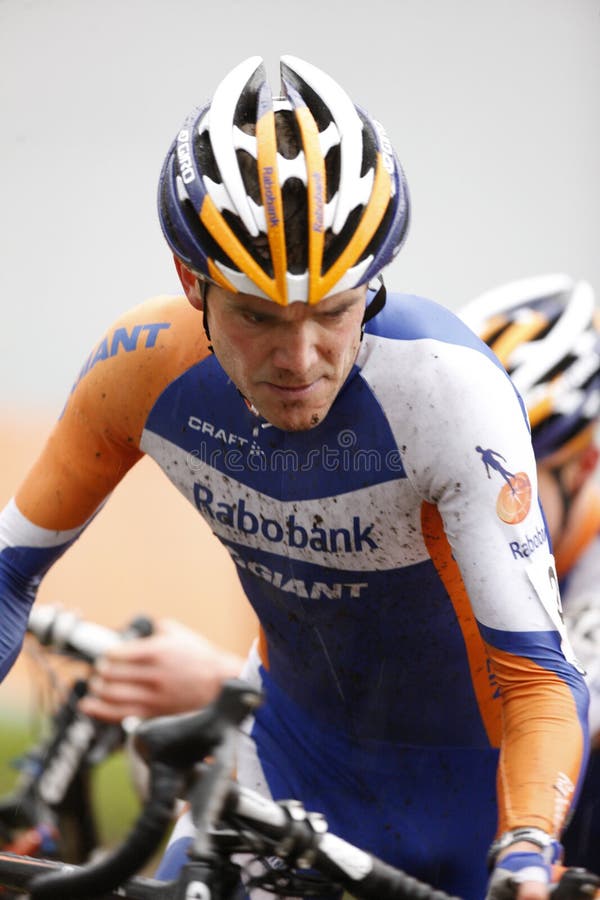 Baronete Aernouts imagem editorial. Imagem de ciclo, sujeira - 22964775