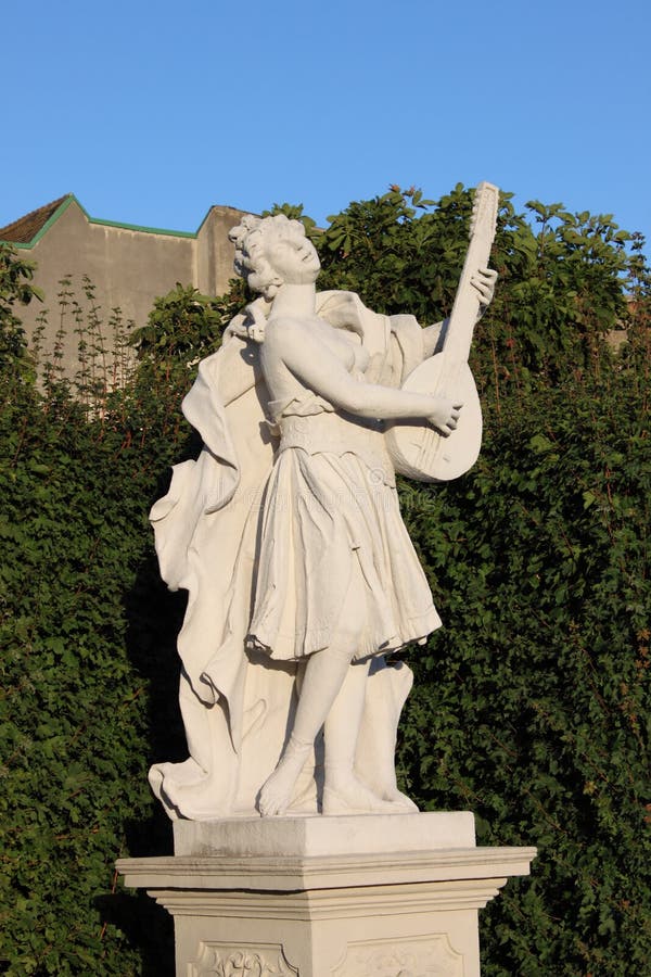 Baroque statue in Vienna stock image. Image of renaissance - 24301551
