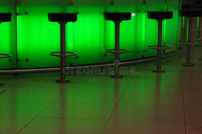 Barra verde foto de archivo. Imagen de suelo, discoteca - 526480