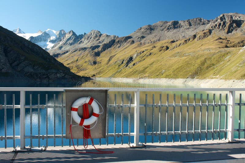 Barrage de Moiry dam stock image. Image of mountain, lake - 56475785