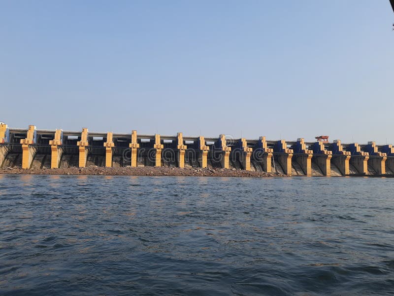 A BARRAGE SET on MAA NARMADA in INDIA Stock Image - Image of vehicle ...