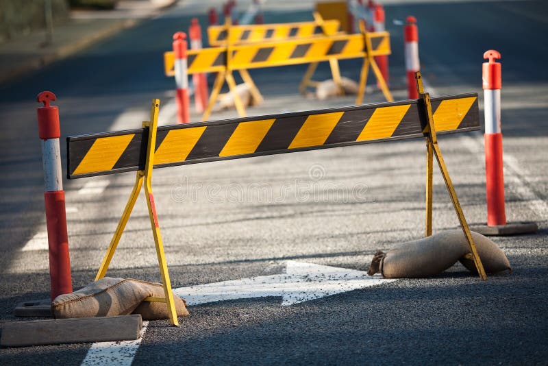 Barrages Routiers Du Conseil Image stock - Image du industriel ...