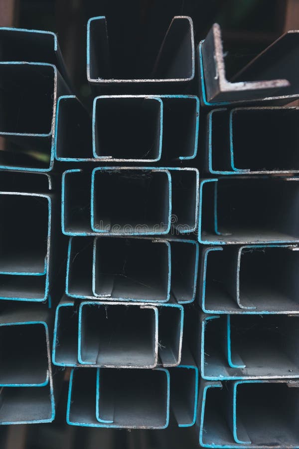 Barras Rectangulares De Acero Del Metal Imagen de archivo - Imagen de ...