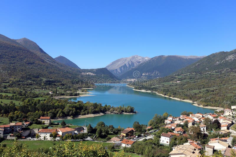 Barrea, Italy - 12 October 2019: Lake Barrea and the Mountain Village ...