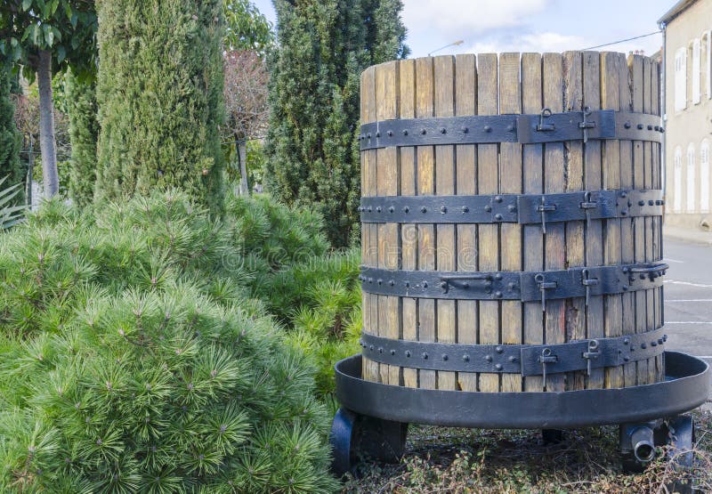 Barrel of Vine, Burgundy, France Stock Image - Image of lands, vine ...