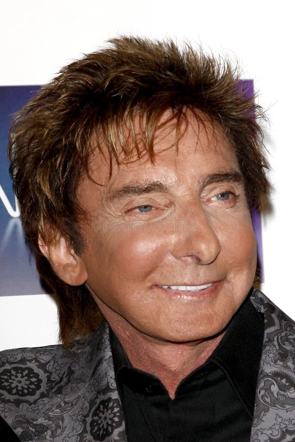 Barry Manilow on Broadway editorial photo. Image of music - 29331551