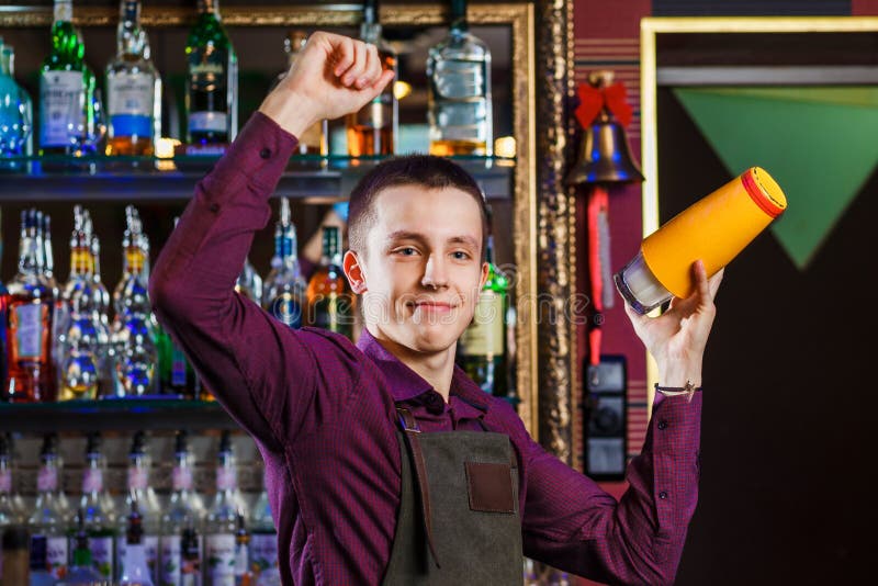 The Bartender Mixing Cocktail Stock Photo - Image of club, close: 88370922