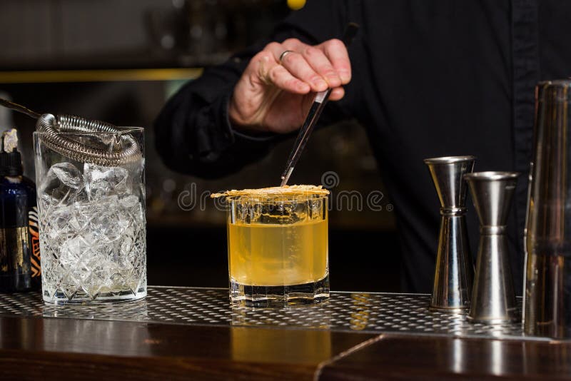 Bartender Preparing Alcoholic Cocktail Stock Image - Image of beverage ...