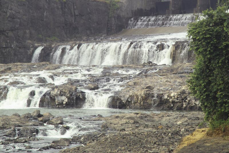 Barvi Dam stock photo. Image of thane, barvi, badlapur - 86854374