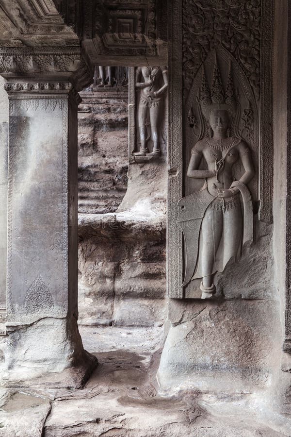 Bas-relief on the Wall of Angkor Wat Temple Stock Image - Image of asia ...