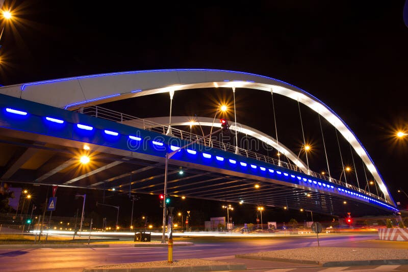 Basarab Bridge in the Night Stock Image - Image of basarab, metal: 32333061