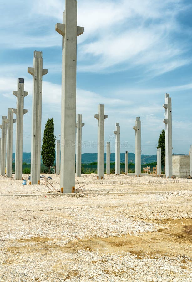 Base Columns of Construction Building in Working Site Stock Image ...