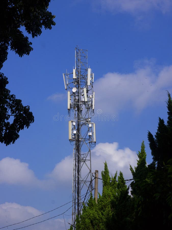 A Base Transceiver Station BTS Stock Photo - Image of frequency ...