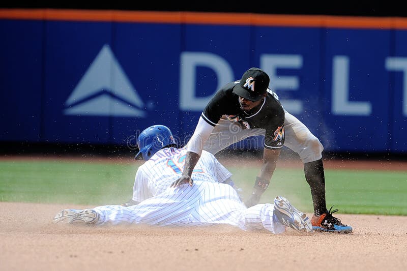 346 Baseball Player Sliding Stock Photos - Free & Royalty-Free Stock ...