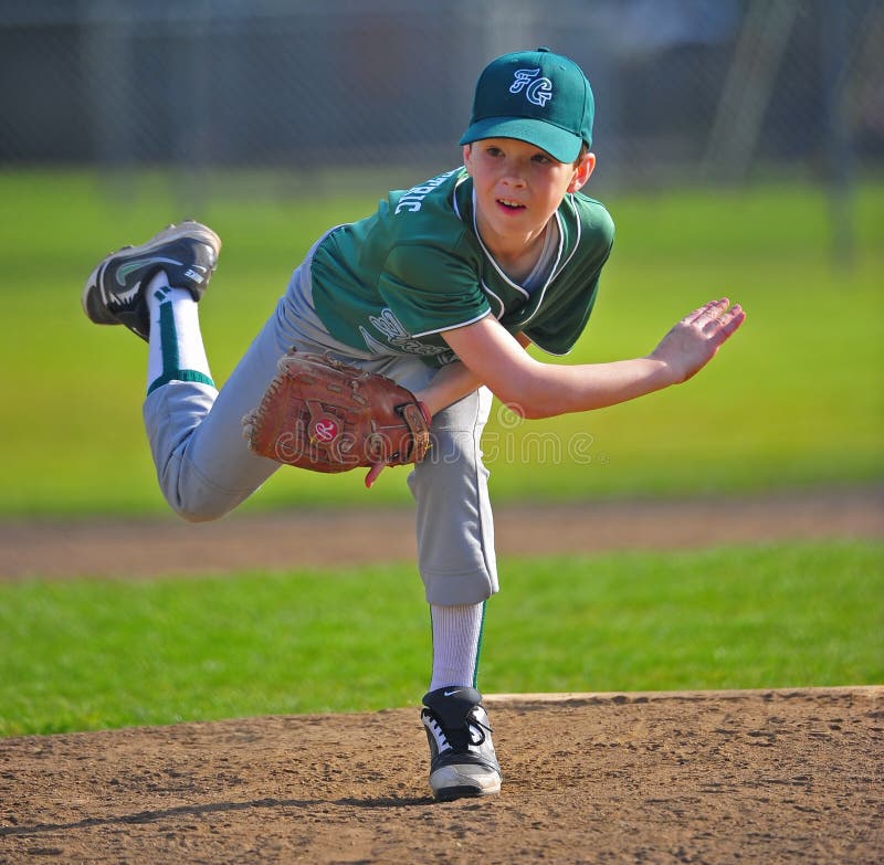 Baseball Pitcher Follow Thru Editorial Stock Photo - Image of leauge ...