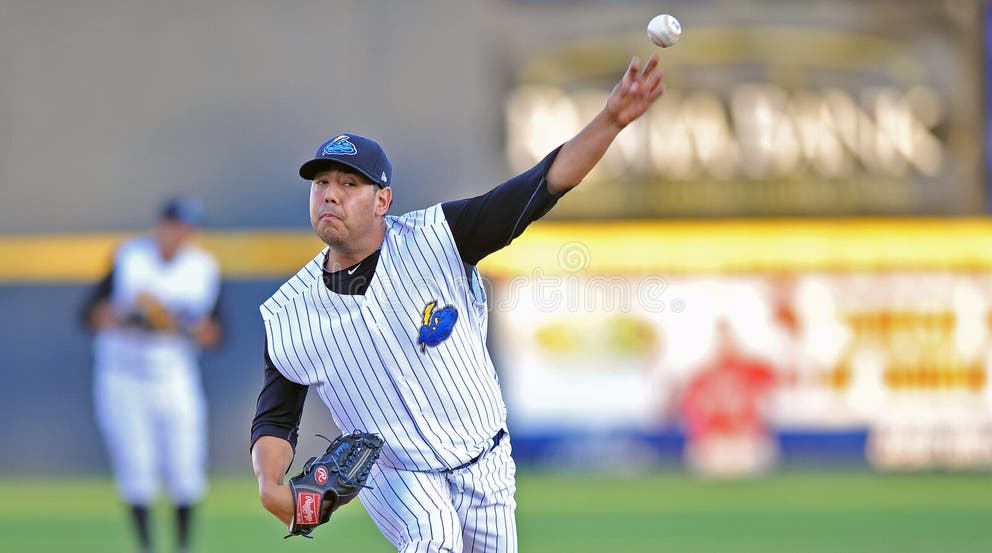 Baseball pitcher - lefty editorial photo. Image of hard - 26679061