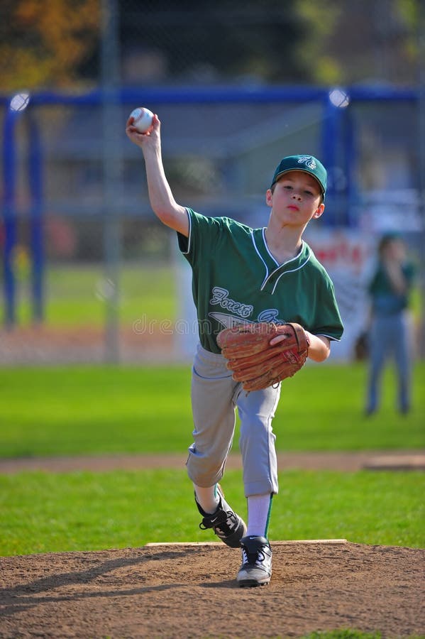 Baseball Pitcher Follow Thru Editorial Stock Photo - Image of leauge ...