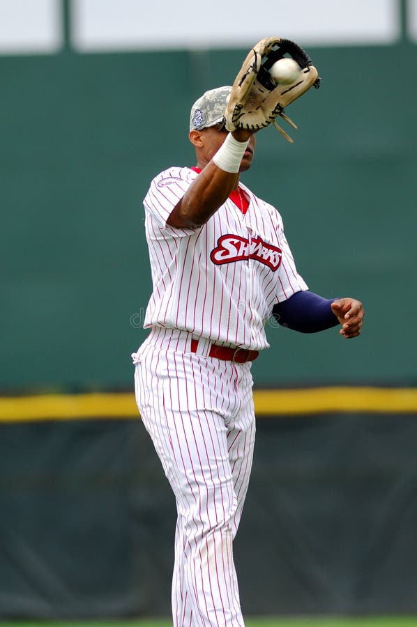 Baseball Player Catching Ball - Richie Robnett Editorial Image - Image ...