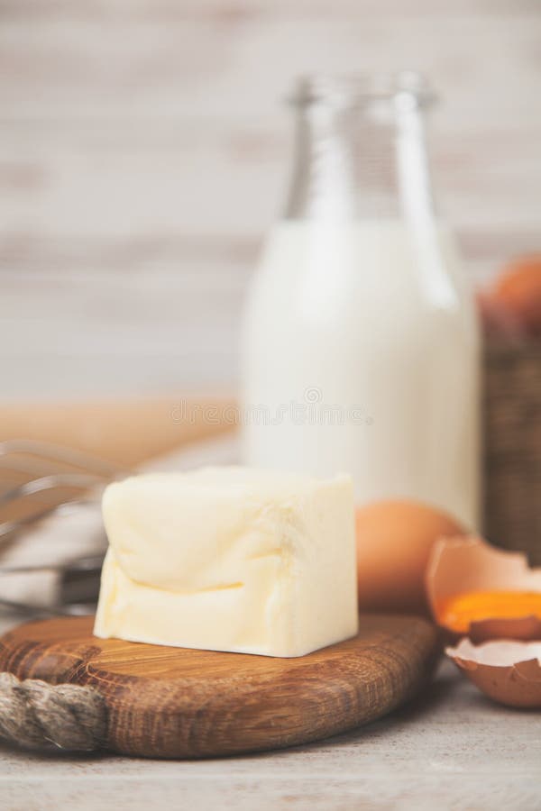 Basic baking ingredients stock image. Image of bake - 114134939