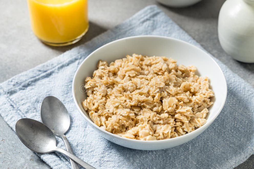 Basic Homemade Rolled Oats Oatmeal Stock Image - Image of organic, wholegrain: 370857381