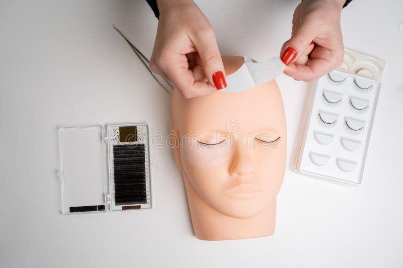 Basic Training To Build Eyelashes on a Silicone Mannequin. Work with ...
