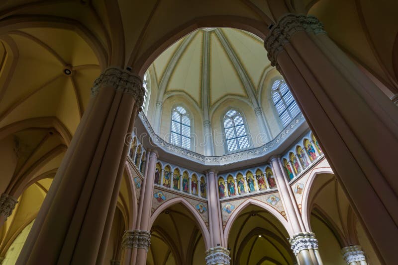 Basilica of Castelpetroso editorial stock photo. Image of frescoes ...