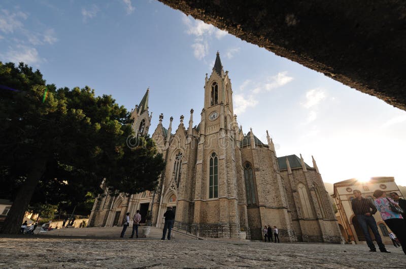 Basilica of Castelpetroso editorial photo. Image of heritage - 180623231