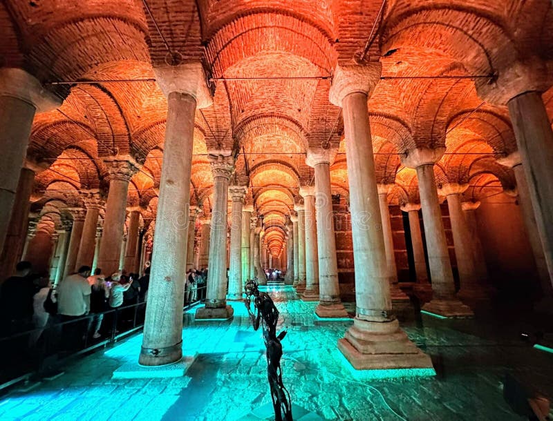 The Basilica Cistern, or Cisterna Basilica, Istanbul & X28;Turkey& X29 ...