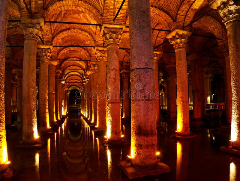 Basilica Cistern in Istanbul Stock Image - Image of hall, historic ...