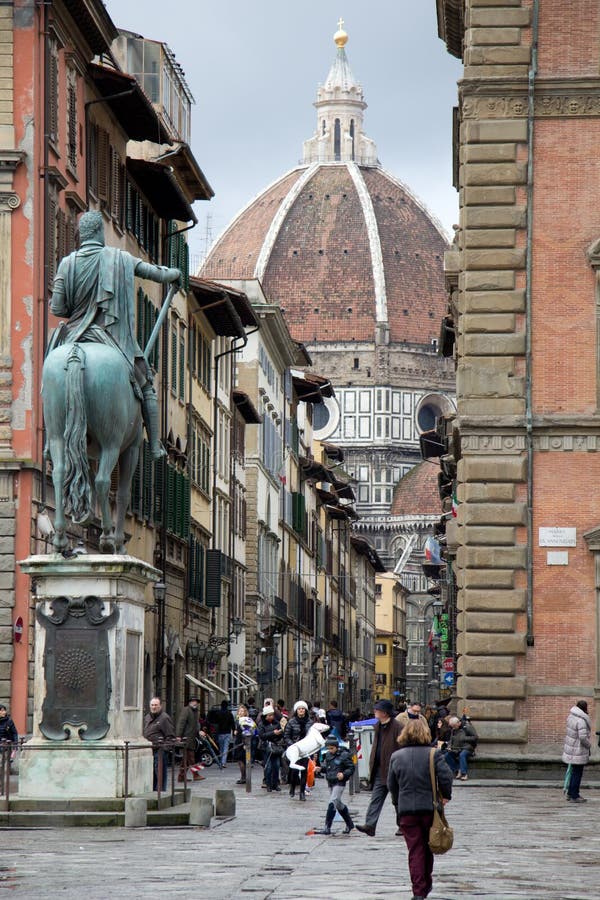 Basilika Der Heiliger Maria Der Blume in Florenz Redaktionelles ...