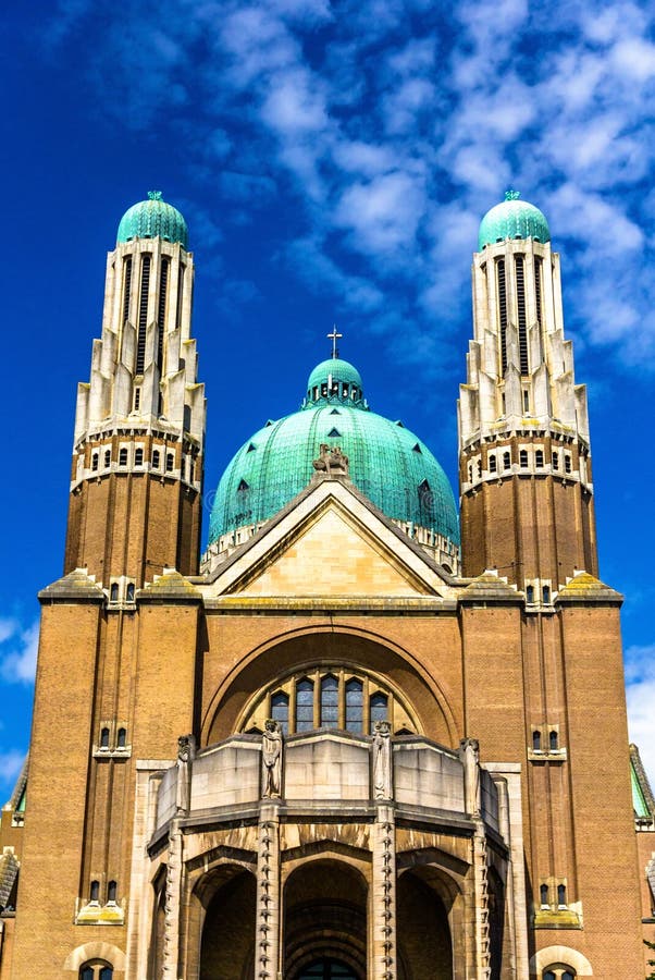 Die Basilika Des Heiligen Herzens in Brüssel, Belgien Stockbild - Bild ...