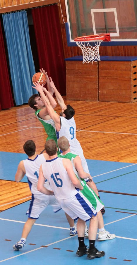 BASKETBALL MATCH editorial photo. Image of active, jump - 12494386
