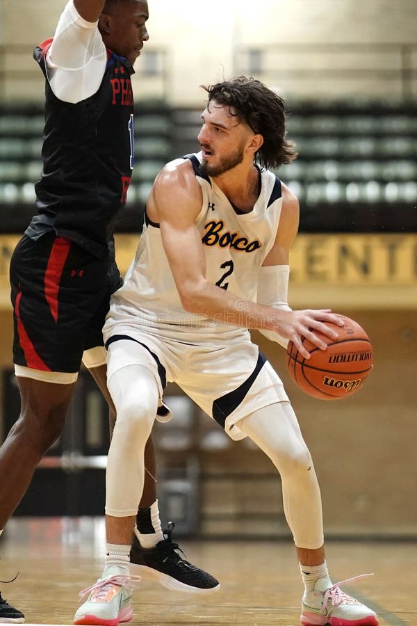 Basketball Player Captured during Indiana Prep Grad Fall Basketball ...